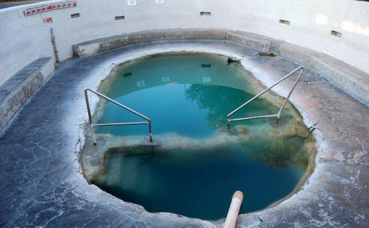 Low cost Wellness: Free Thermal Pools in Italy - Ecobnb