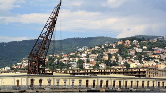 On the trail of the Bora, in Trieste - Ecobnb