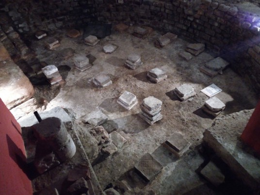 York: walking through two thousand years of history- Ecobnb