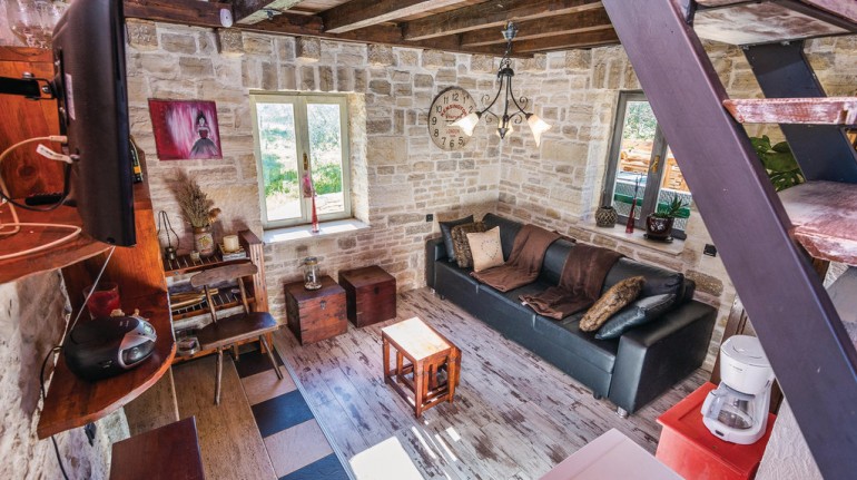 5 of the Best Digital Detox Holidays in Croatia - Ecobnb