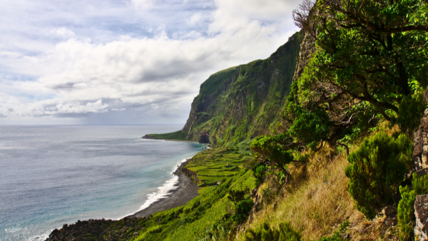Hiking in the Azores: the 10 Best Hiking Trails You Must Do - Ecobnb