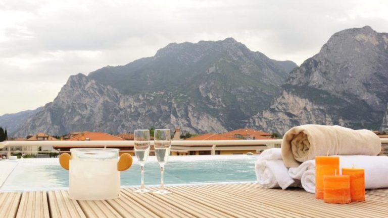 Green Hospitality: 10 Eco-Friendly Steps for your Hotel - Ecobnb