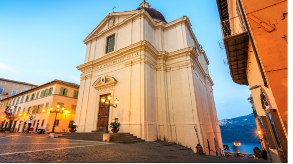 Castel Gandolfo, the village that fascinated the popes - Ecobnb