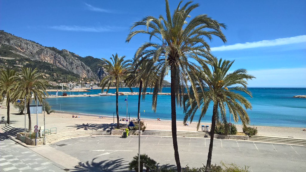 French Riviera: a dip in the 10 Most Beautiful Beaches - Ecobnb