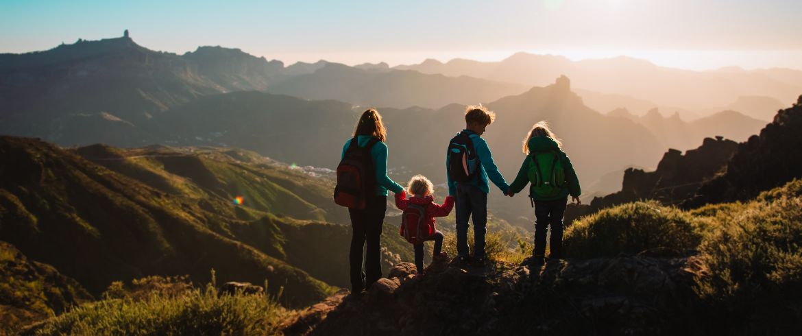How to travel easier and more responsibly with kids - Ecobnb