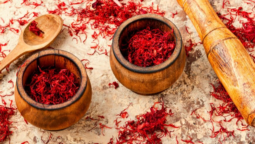 Saffron in Italy: discover the magic of this spice!