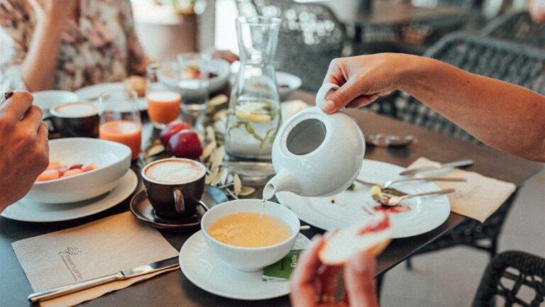 Green Hospitality: Sustainable Practices for Hotels - Ecobnb