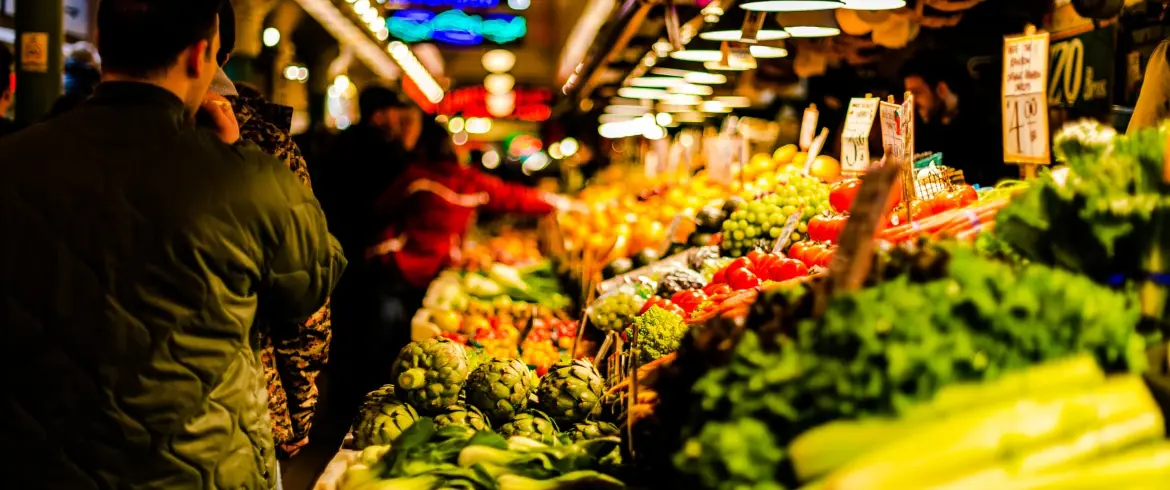 6 Razones para Comprar Local Cuando se Viaja - Ecobnb